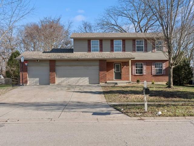 140 Hollytree Dr, Monroe, OH 45044