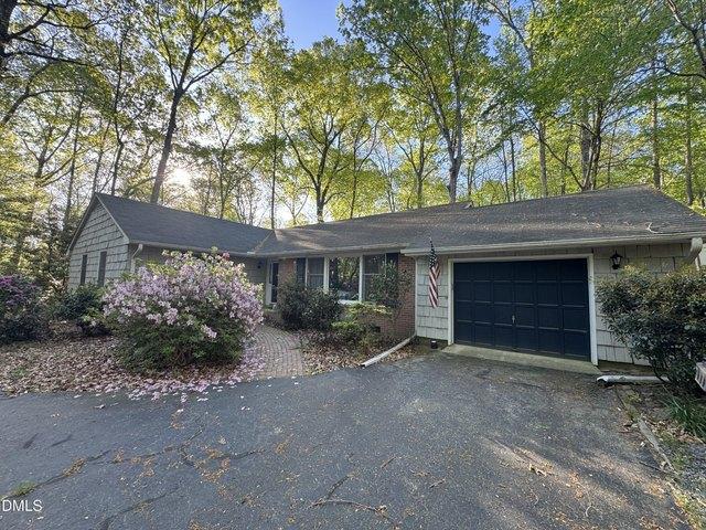 140 Holly Ln, Sanford, NC 27332