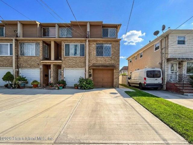 140 Hett Ave, Staten Island, NY 10306