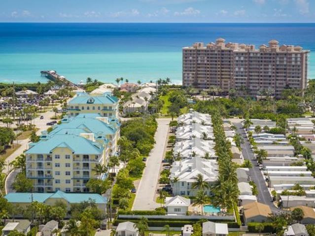 140 Ocean Breeze Dr, Juno Beach, FL 33408