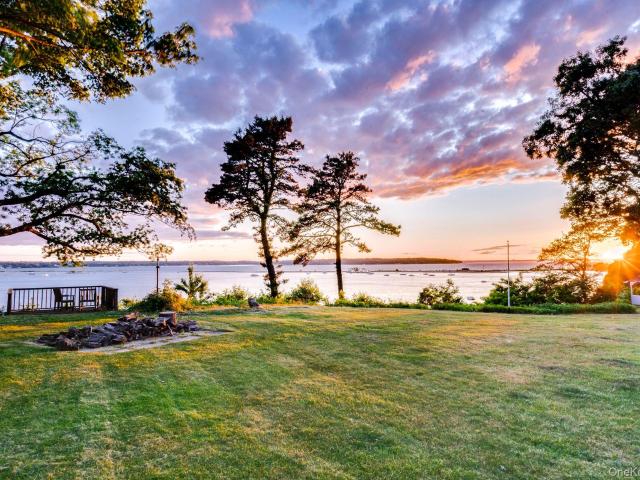 140 Old Winkle Point Road