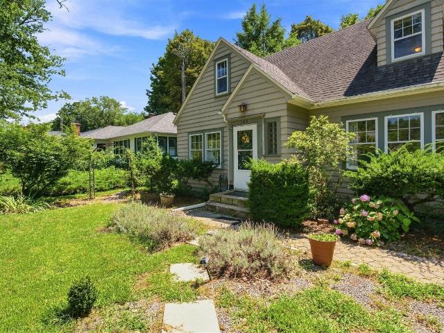 140 Orchard Lane