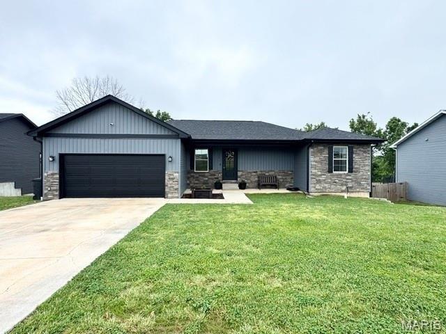 140 LA Vista Dr, Waynesville, MO 65583
