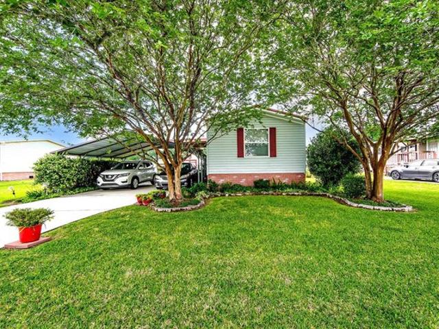 140 Little Rock Dr, Gray, LA 70359