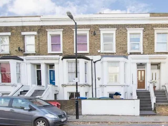 140 Lyndhurst Way, London, SE15 4PT, United Kingdom | 2 bed house for rent #139543553 | Rentberry