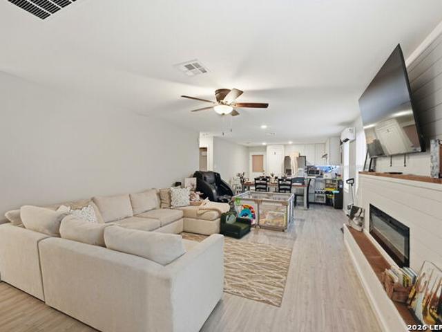 140 Maverick Cove