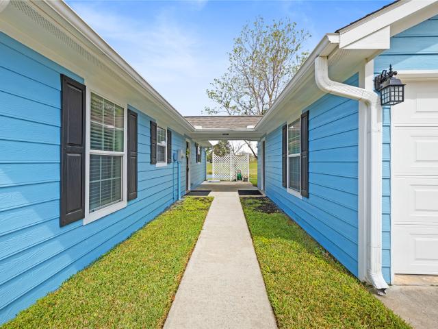 140 Meadowview Drive