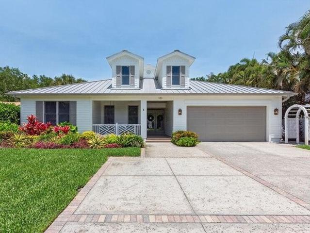 140 Miramar Blvd NE, Saint Petersburg, FL 33704