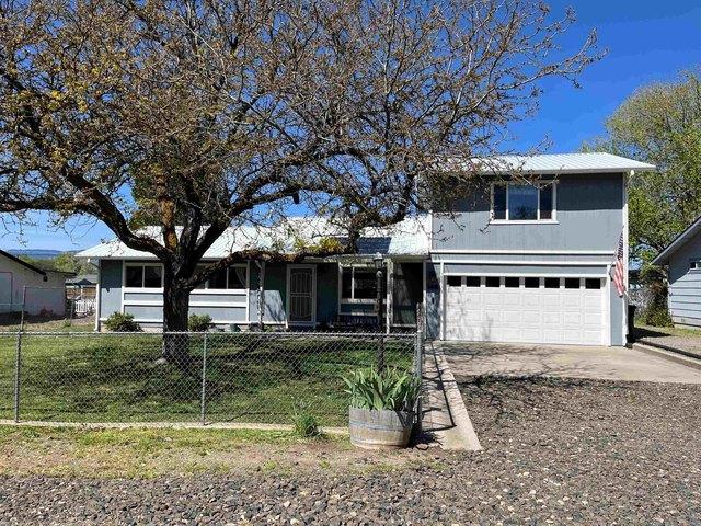 140 N 5th St, Montague, CA 96064
