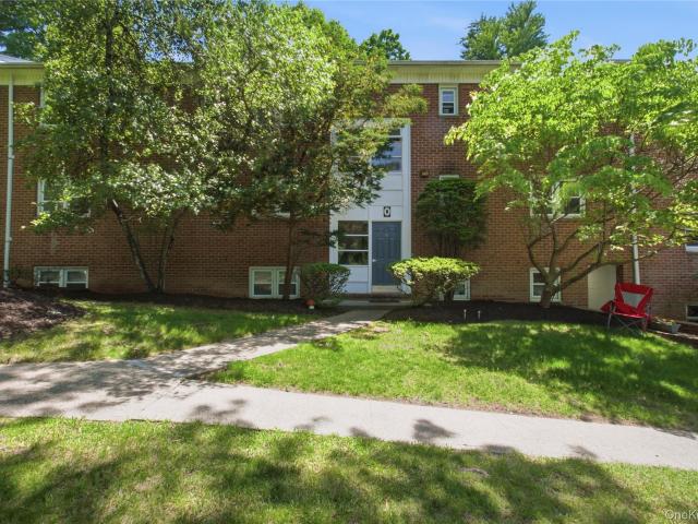 140 N Broadway O 2
