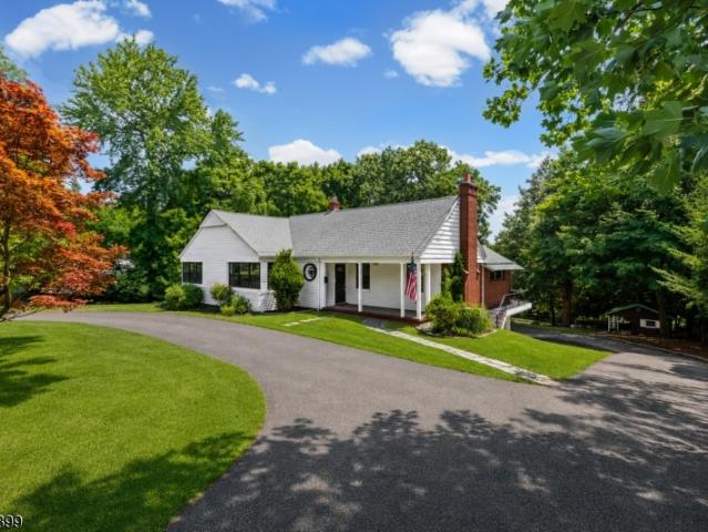 140 N Farview Ave
