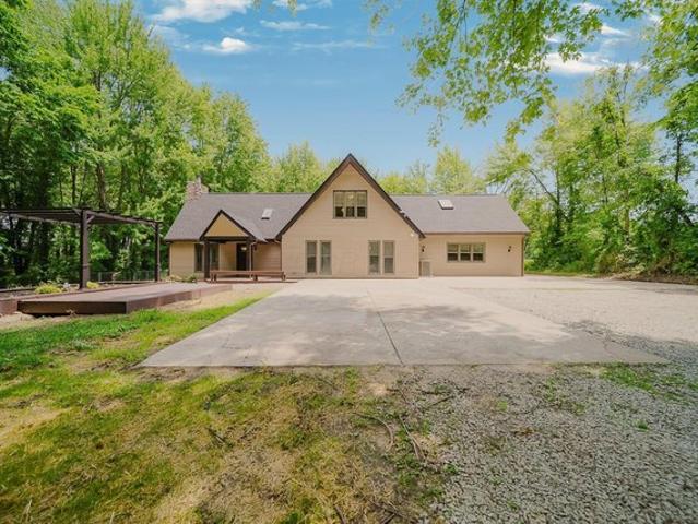 140 N Main St, Croton, OH 43013