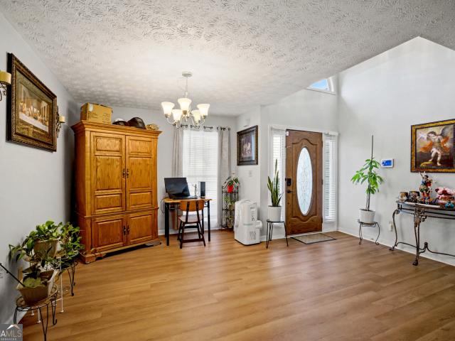 140 N Oakland Circle