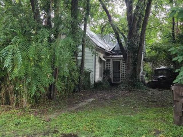140 N Pleasant Vale St, New Canton, IL 62356