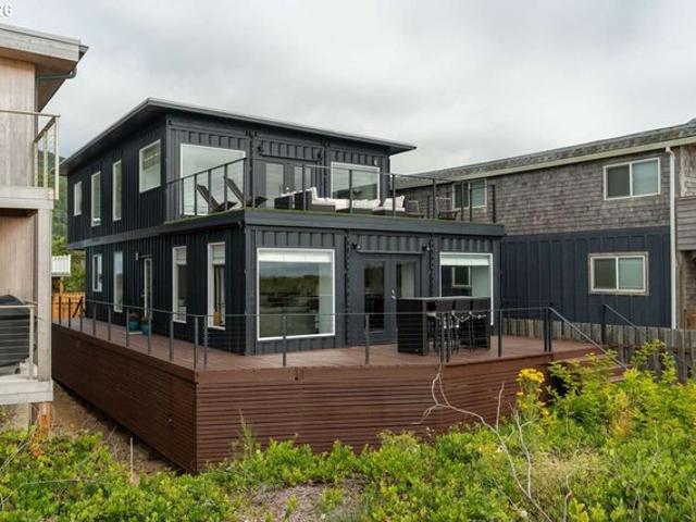 140 NW 23rd Ave, Rockaway Beach, OR 97136