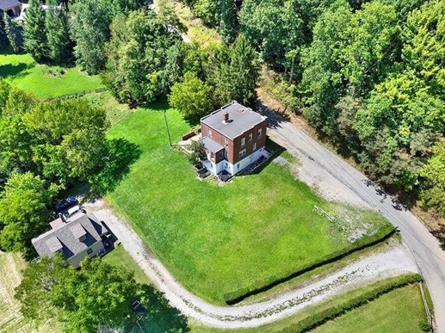 140 Smartnick Rd, Greensburg, PA 15601