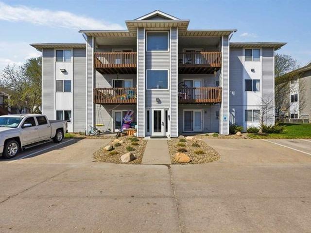 140 Shannon Dr Unit 6, North Liberty, IA 52317