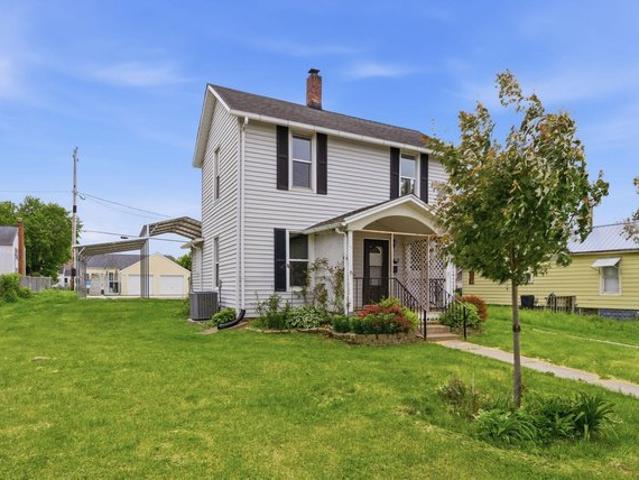140 Sheridan St, Muscatine, IA 52761
