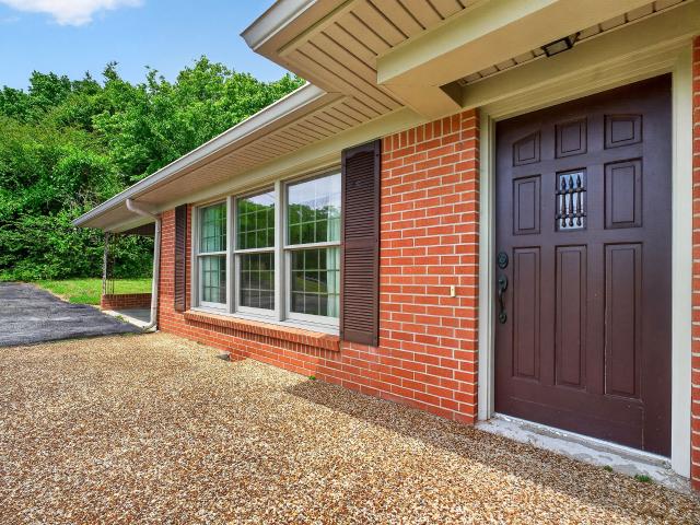 140 Short St
