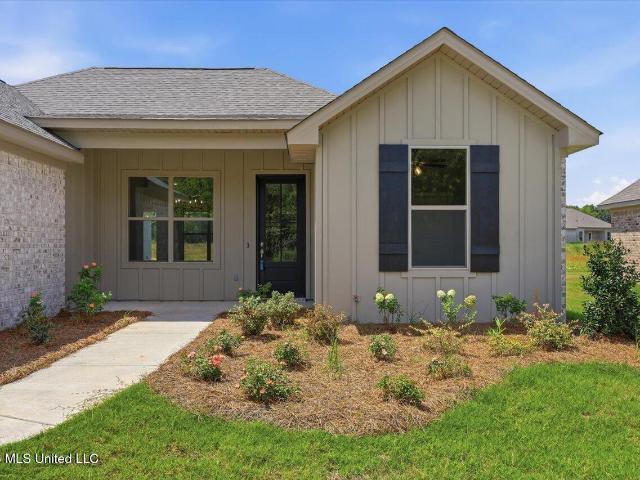 140 Stapleton Drive