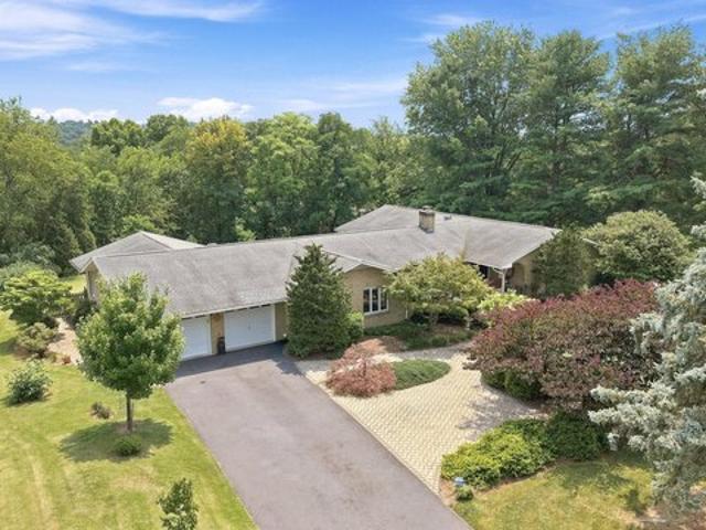 140 Stonebrook Rd, Winchester, VA 22602