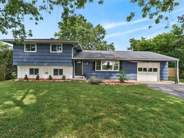 140 Summer Sky Dr, Rochester, NY 14623