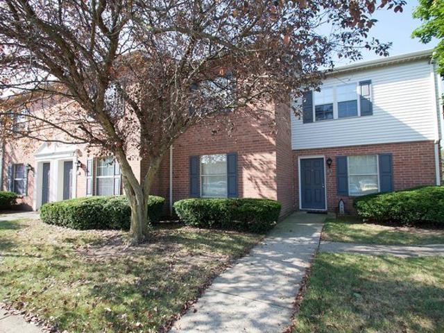 140 Summit Ln, Washington Court House, OH 43160