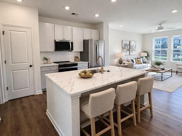 140 Pathfinder Pl, Chattanooga, TN 37405