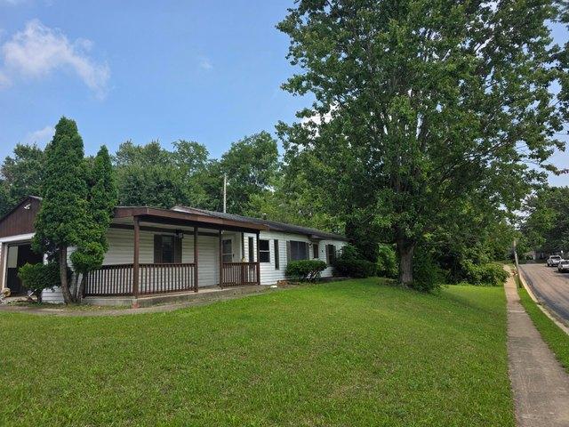 140 Parkside Dr, Johnstown, OH 43031