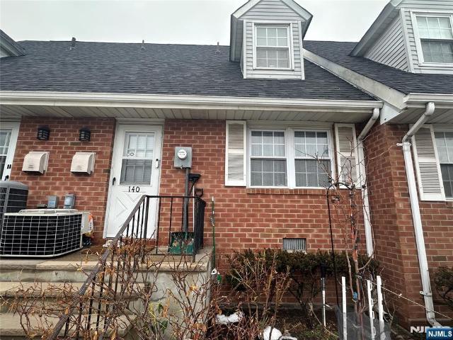 140 Parkview Drive