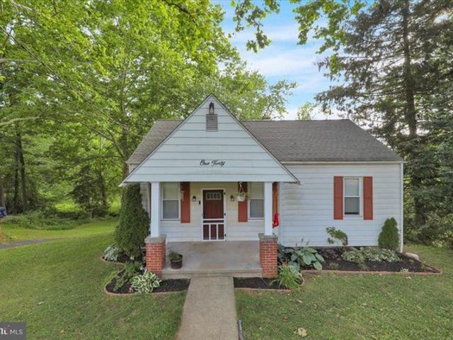 140 Pennwyn Pl, Reading, PA 19607