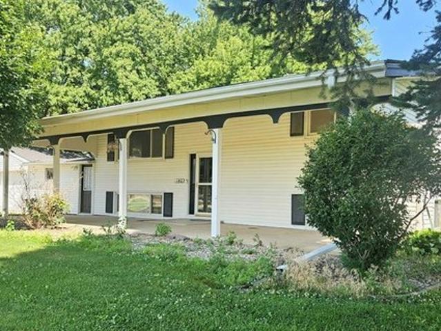 140 Pierce St, Barnum, IA 50518