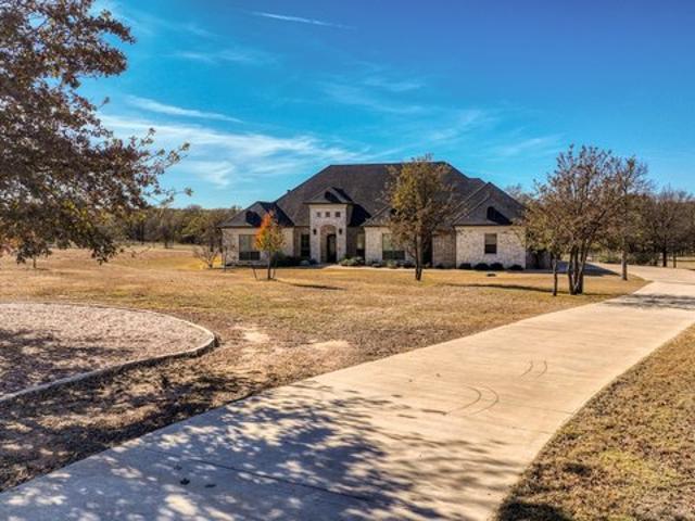 140 Rocky Run St, Lipan, TX 76462