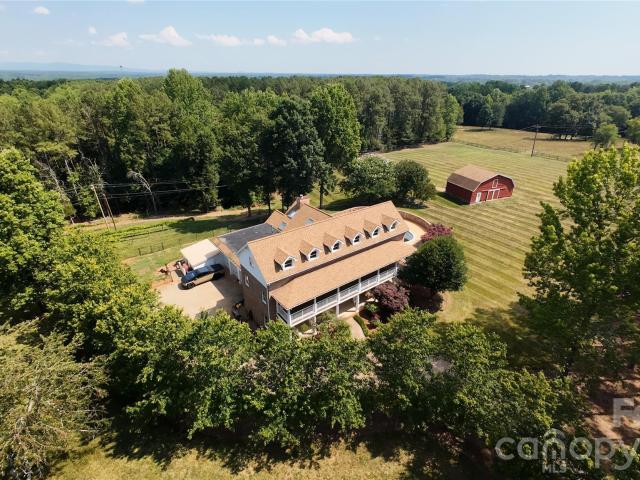 140 Ross Grove Road W