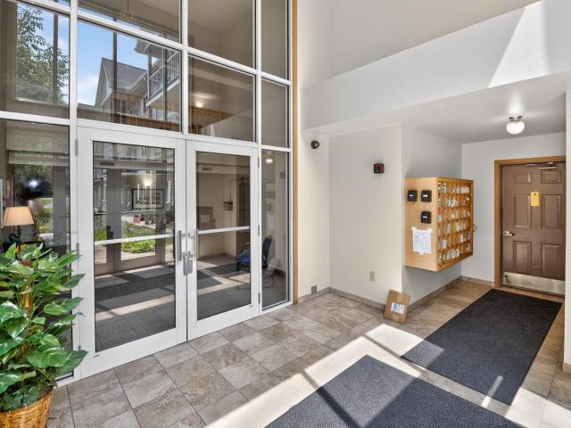 140 W Commerce Blvd, Unit 311