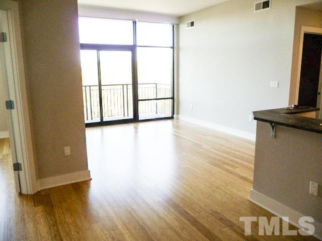 140 W Franklin Street 506