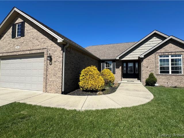 140 W Marion Drive