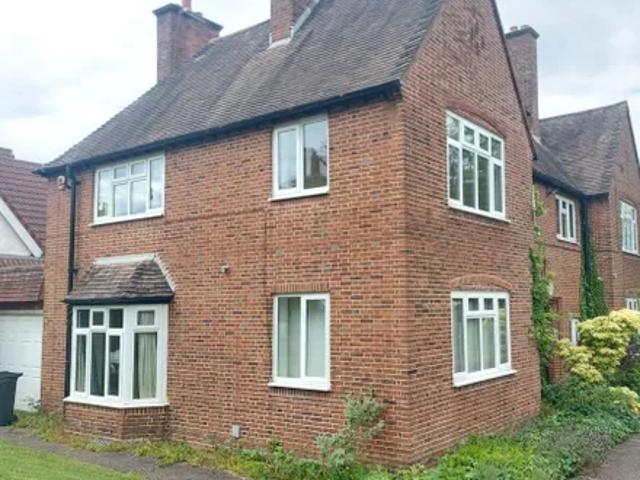 140 Woodlands Road, Wake Green, B11 4ET, United Kingdom | 7 bed house for rent #165481700 | Rentberry