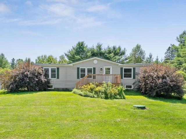 140 Washington Rd, Barre, VT 05641