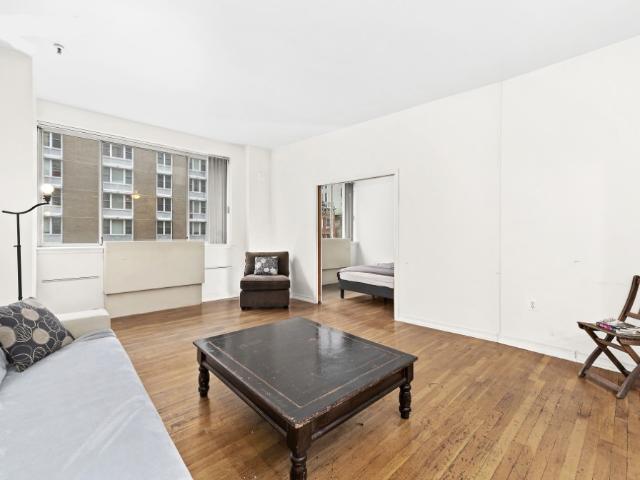 140 West 23rd Street, New York, NY
