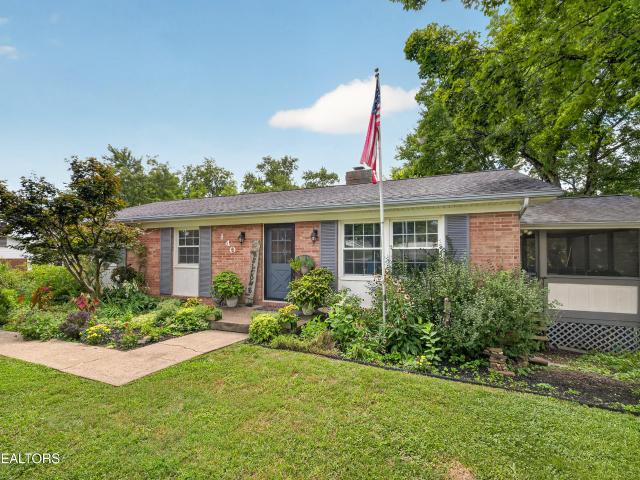 140 Westwood Drive