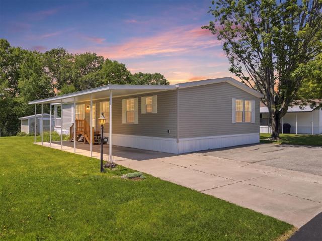 140 Tamarack Avenue