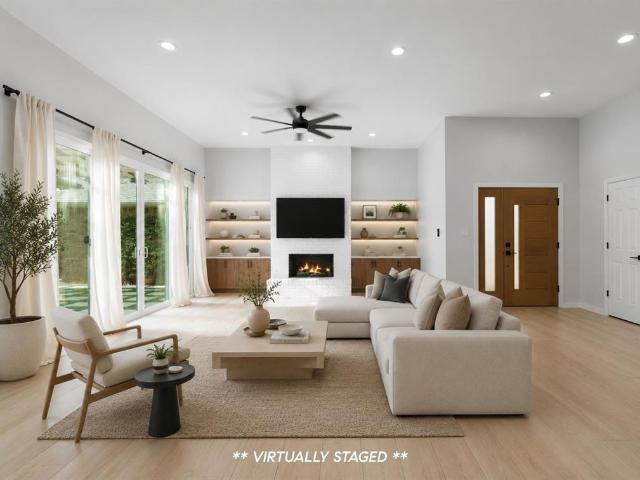 14140 Regency Place