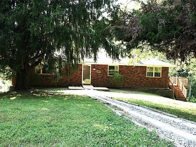 14145 Old Jamestown Rd, Black Jack, MO 63033