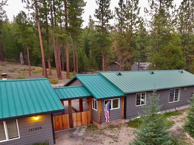 141469 Red Cone Dr, Crescent Lake, OR 97733