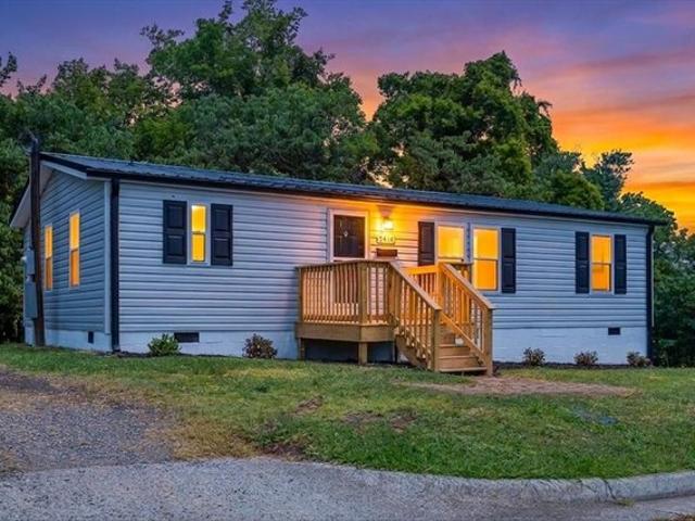 1414 Mason St, South Boston, VA 24592