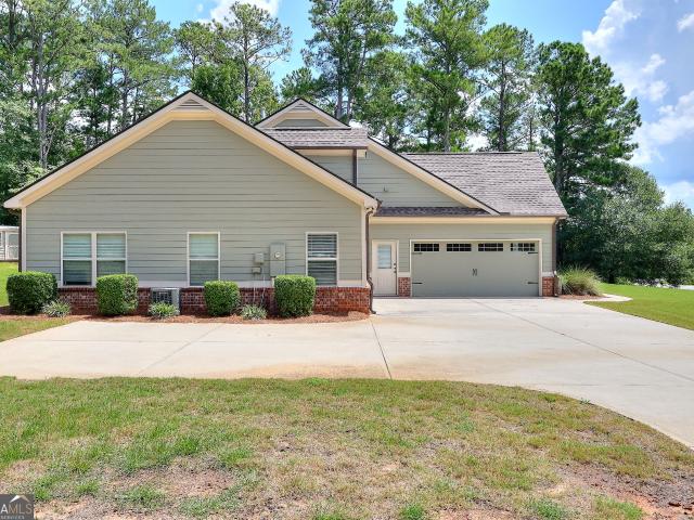 1414 Maple Cove Lane