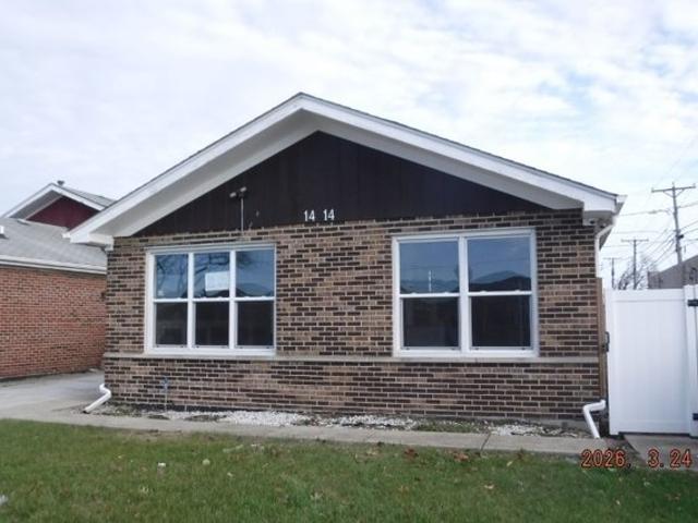 1414 Memorial Dr, Calumet City, IL 60409