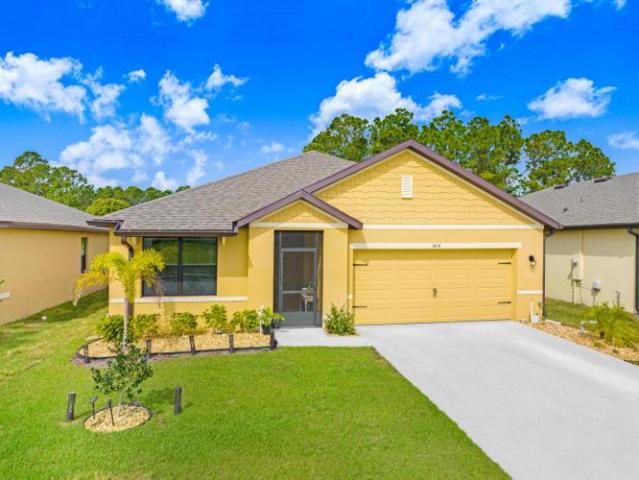 1414 Mineral Loop Dr NW, Palm Bay, FL 32907