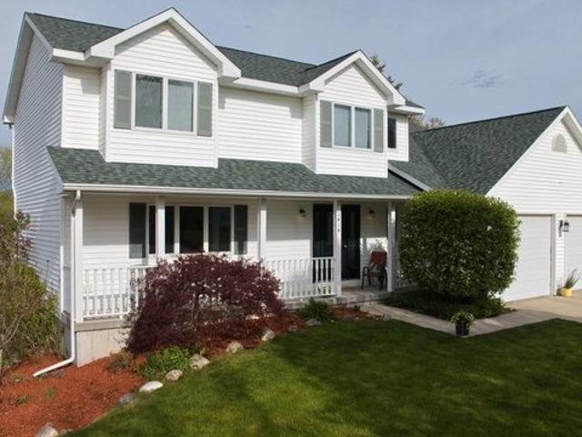 1414 Orchard Ln, Mount Pleasant, MI 48858